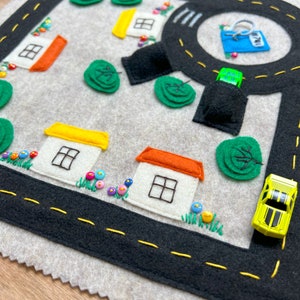 Road Playmat - Felt Handmade Toy - Fold up Car Track - Road Map Pretend ...