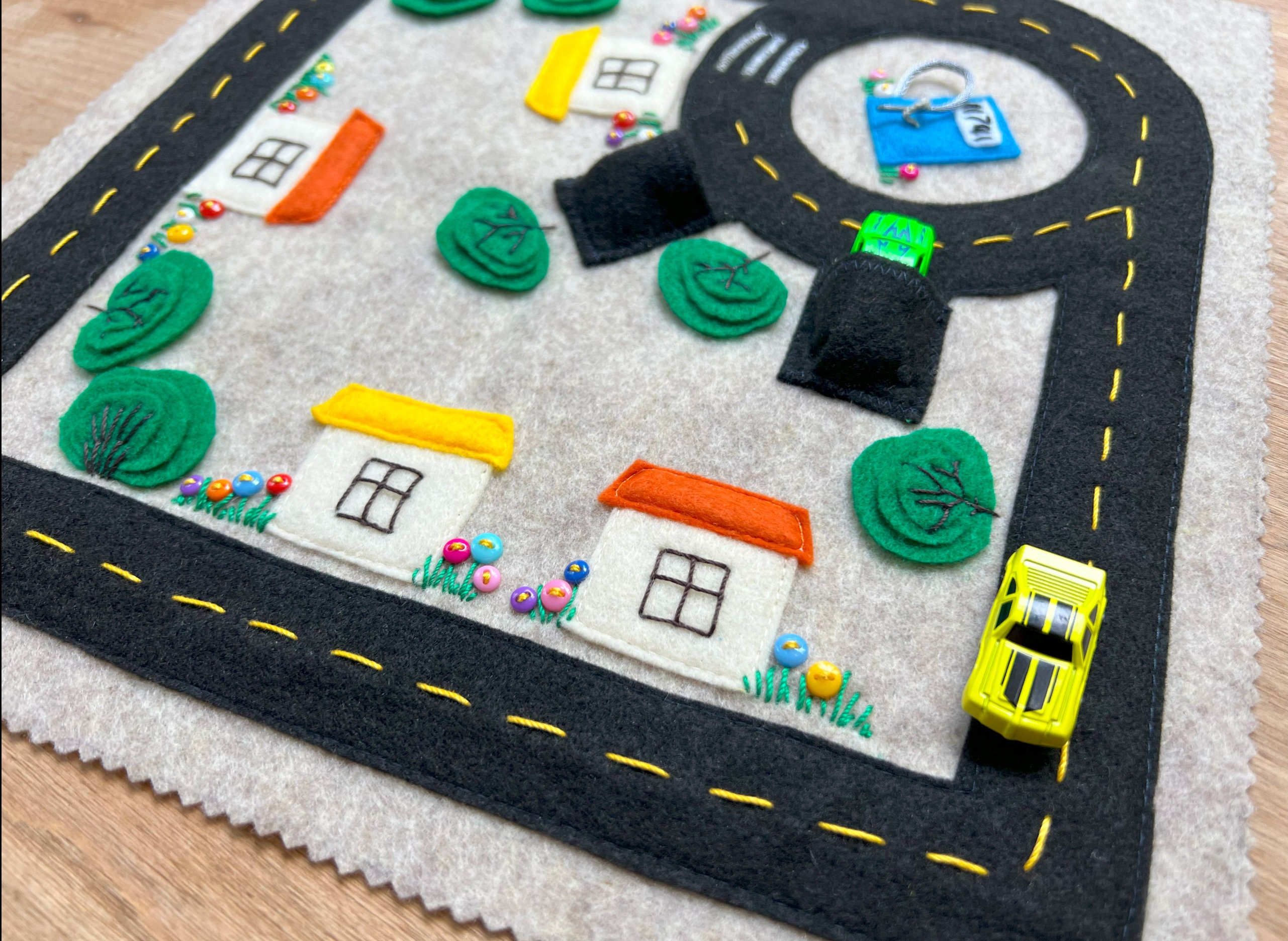 Felt Road Playmat: Handmade Foldable Car Track With Garage - Etsy