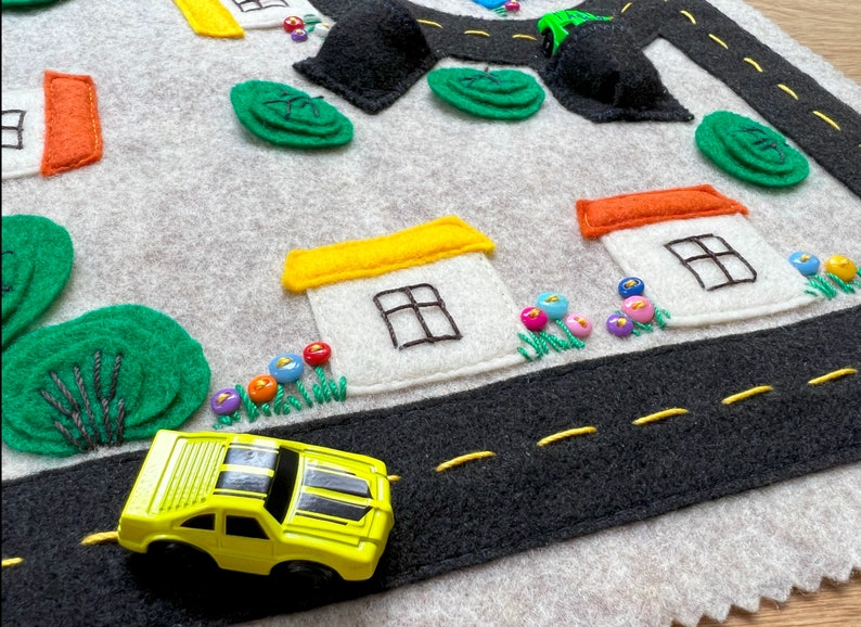 Felt Road Playmat: Handmade Foldable Car Track With Garage - Etsy