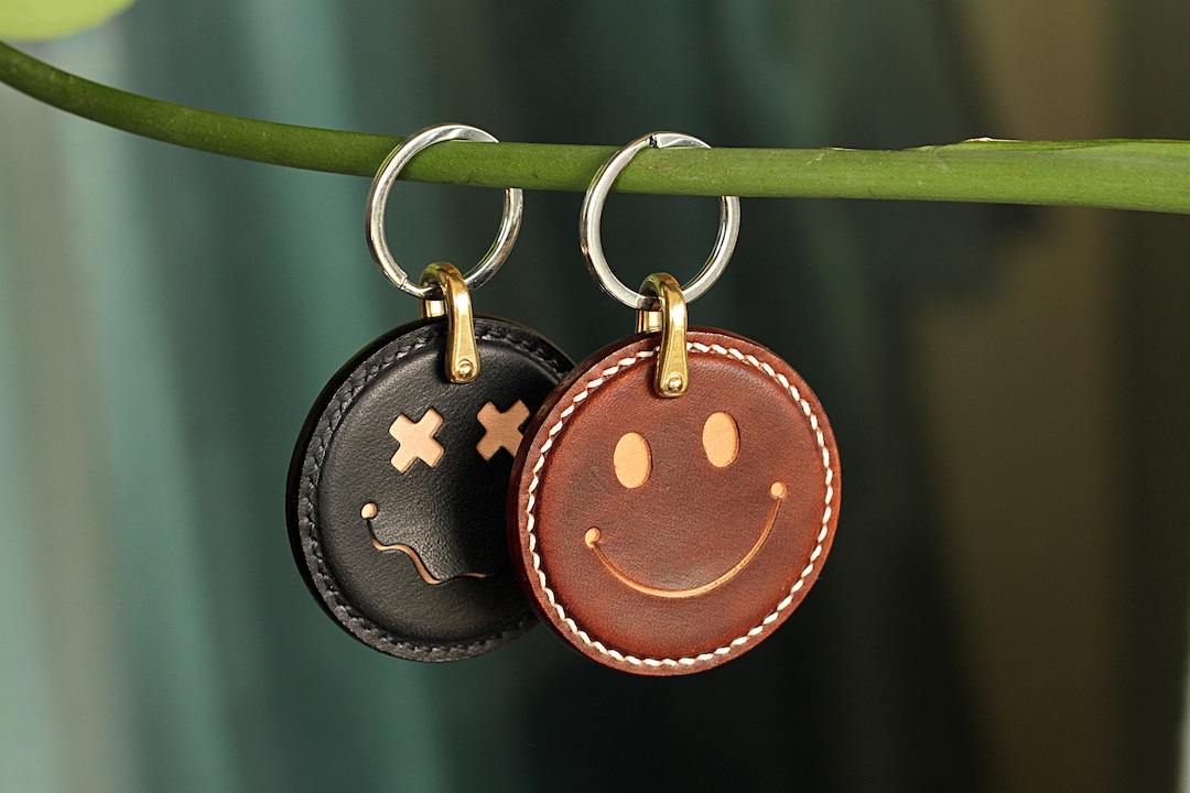 Handmade Leather Keychain Keyring Smiley Face Good Luck Party Favors ...