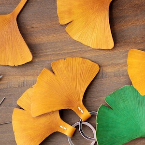 100% Handmade (buy One Get One Free) Ginkgo Leaf Key Chains Ginkgo Leaf ...
