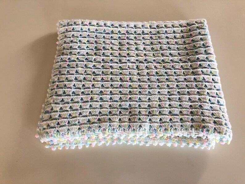 Vintage 80s Hand Crocheted Baby Blanket | Etsy