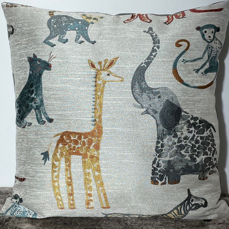 Giraffe Pillow Cover - Etsy