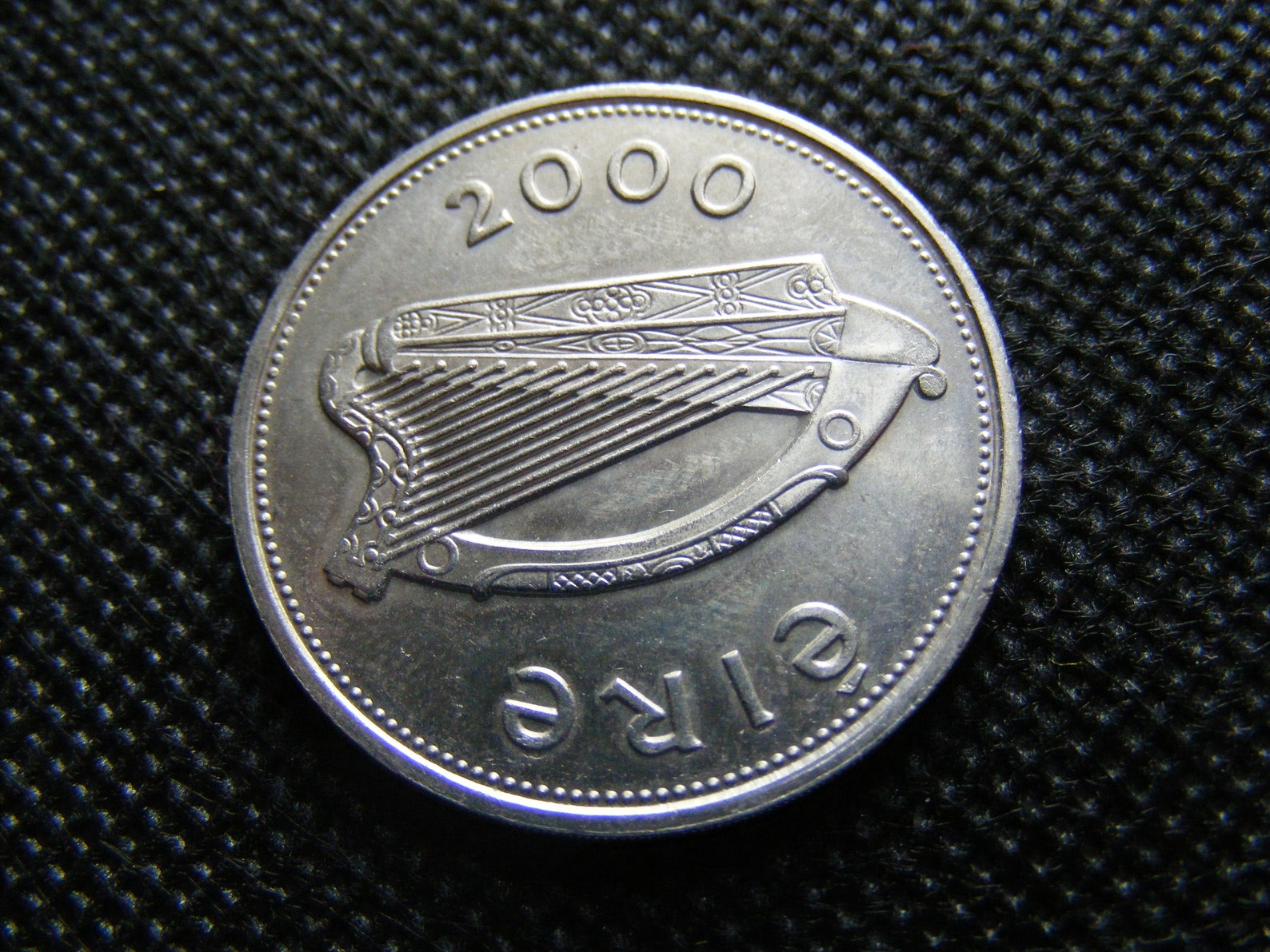 Irish Millennium Commemorative One Pound Coin Ireland 2000 - Etsy