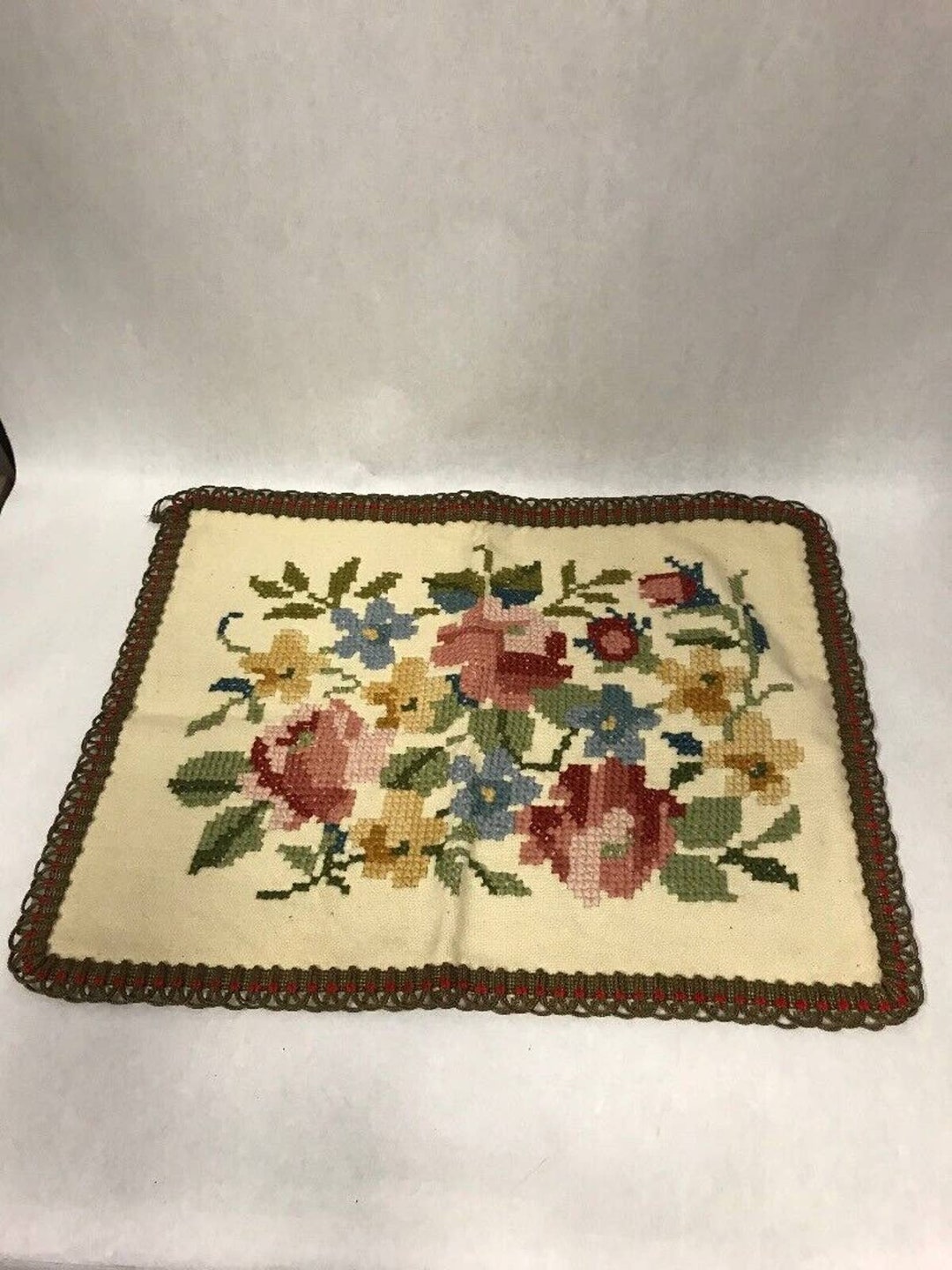 Pillow Cover VINTAGE Needlepoint Zip Close 22 by 17 Inch Flower Hand ...