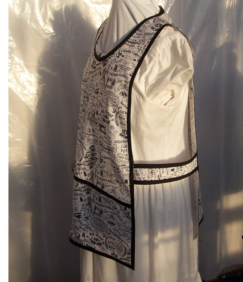 Monochromatic Over-the-head Apron With Snap Fasteners at the Waist - Etsy