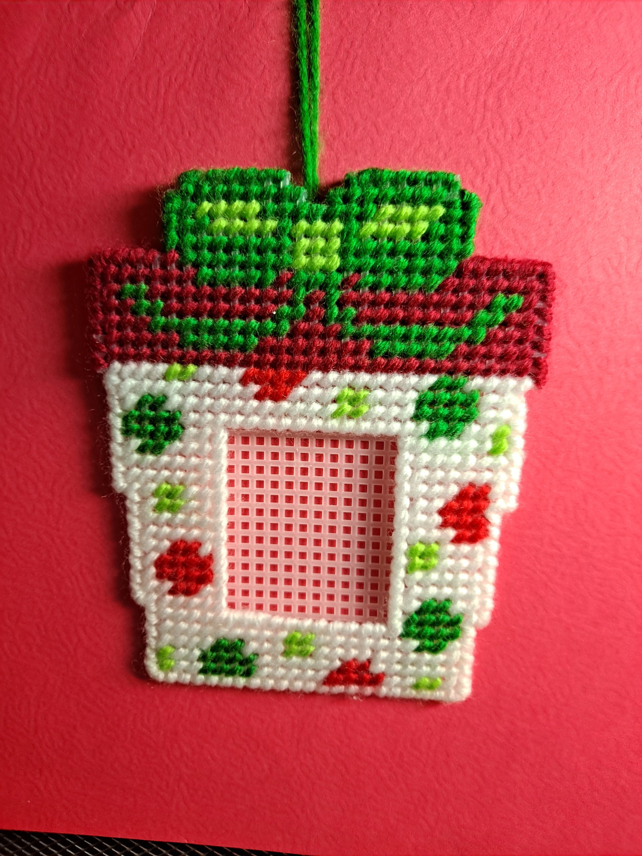 Plastic Canvas Christmas Picture Frame Ornament Ready to Hang - Etsy