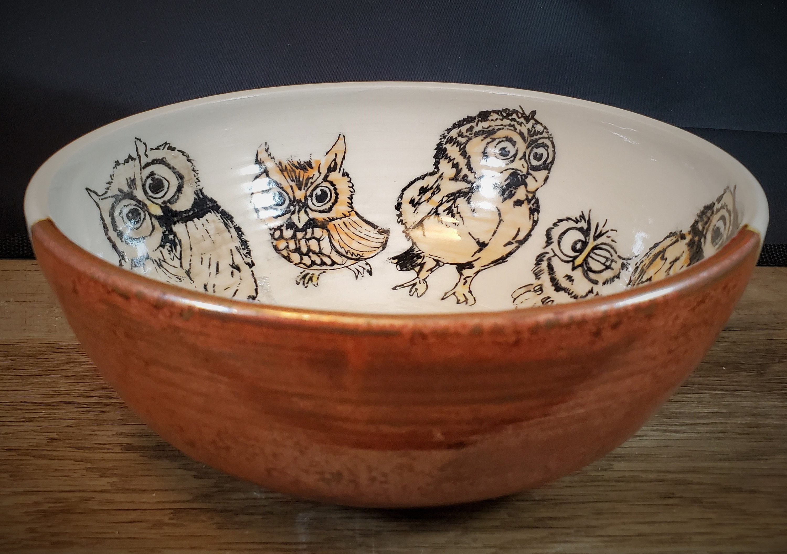 Medium serving bowl, low serving bowl, Owl Bowl