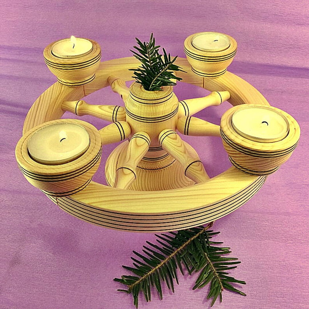 ADVENT WHEEL Vintage Candelstick Tealight Holder Candle Wreath on Table ...