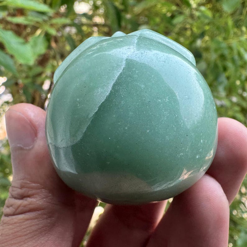 Hand-carved Hsiuyen Jade Skull | Wisdom, Transformation, Gothic Altar ...
