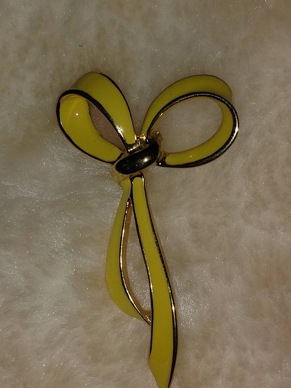 Ballou Pins Vintage Yello Ribbon Pin... Longtime Favorite Pins... - Etsy