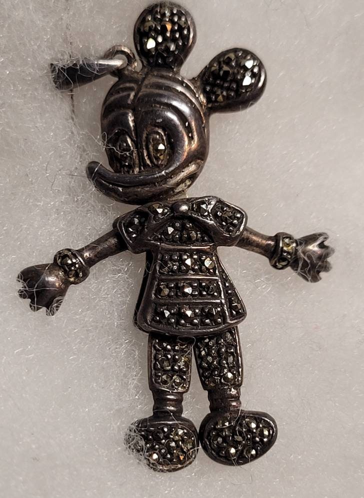 Articulated Magical Mighty Mouse Pendant - Etsy