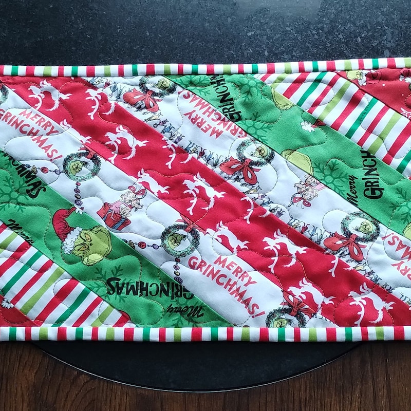 Grinch Tablecloth - Etsy