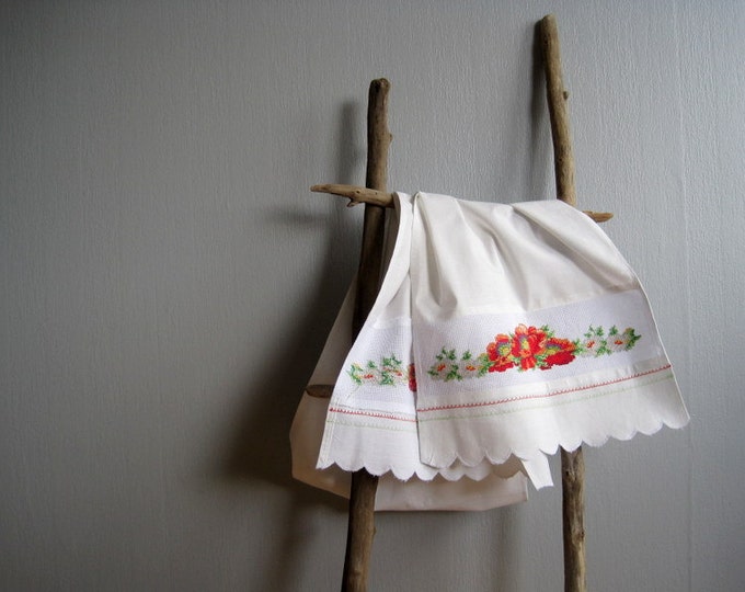 Hand Embroidered Kitchen Towels Tea Kitchen Towel Basket Liner - Etsy