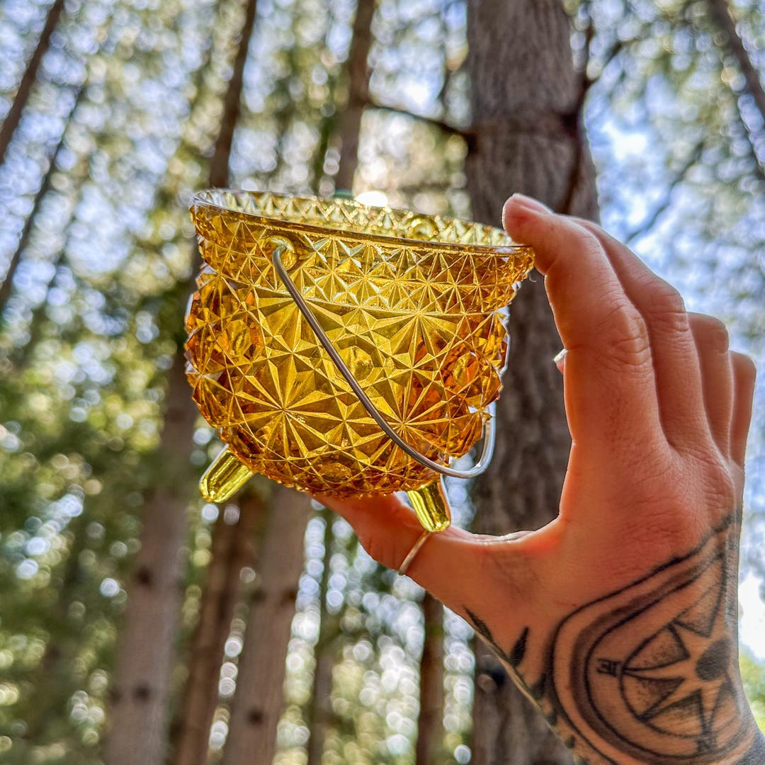 Vintage Amber Glass Daisy and Button Cauldron, Cute Halloween Decor ...