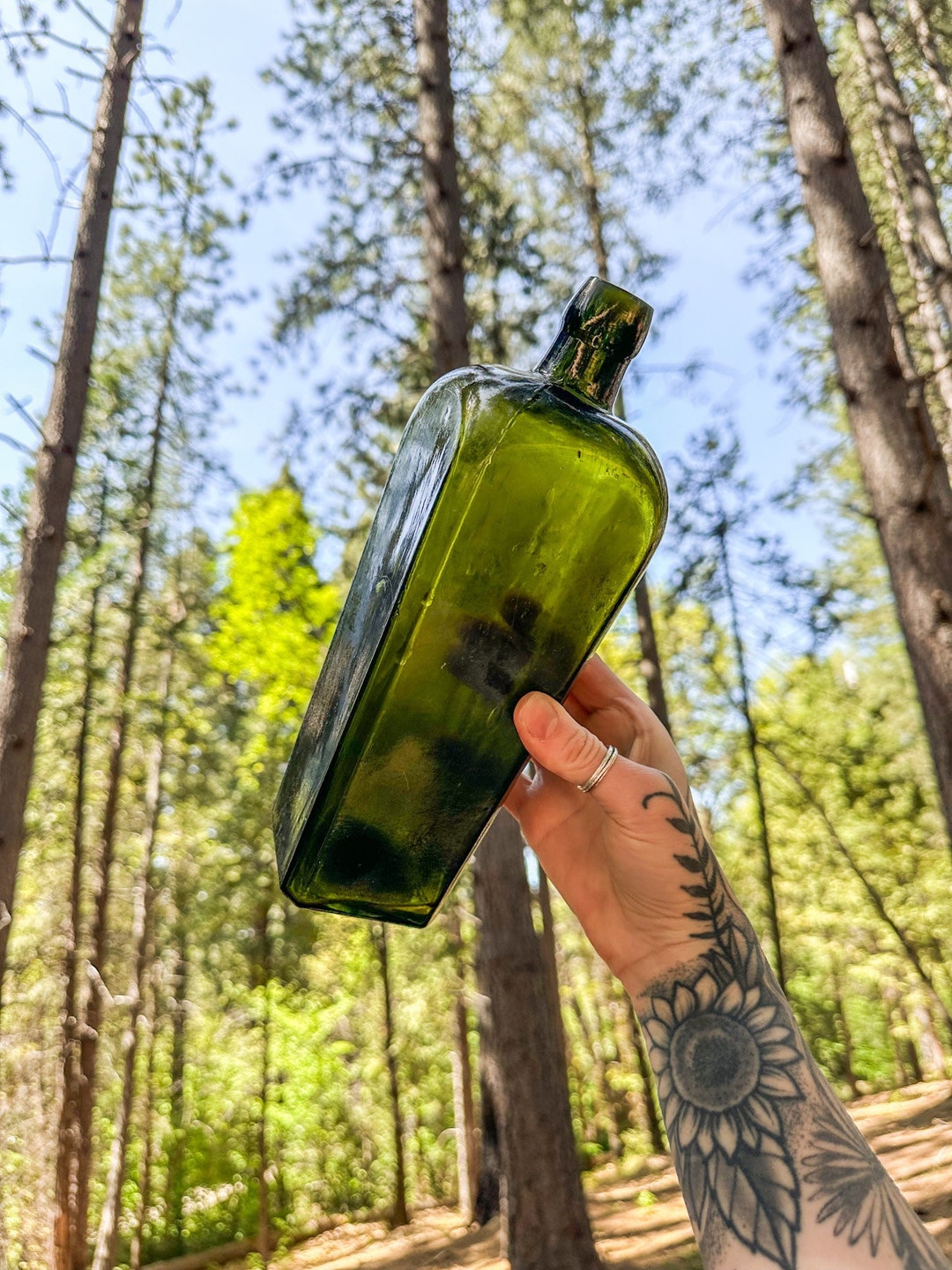 Antique Scarce Alcohol Gin Bottle - Olive Green, Case Gin Square Style ...