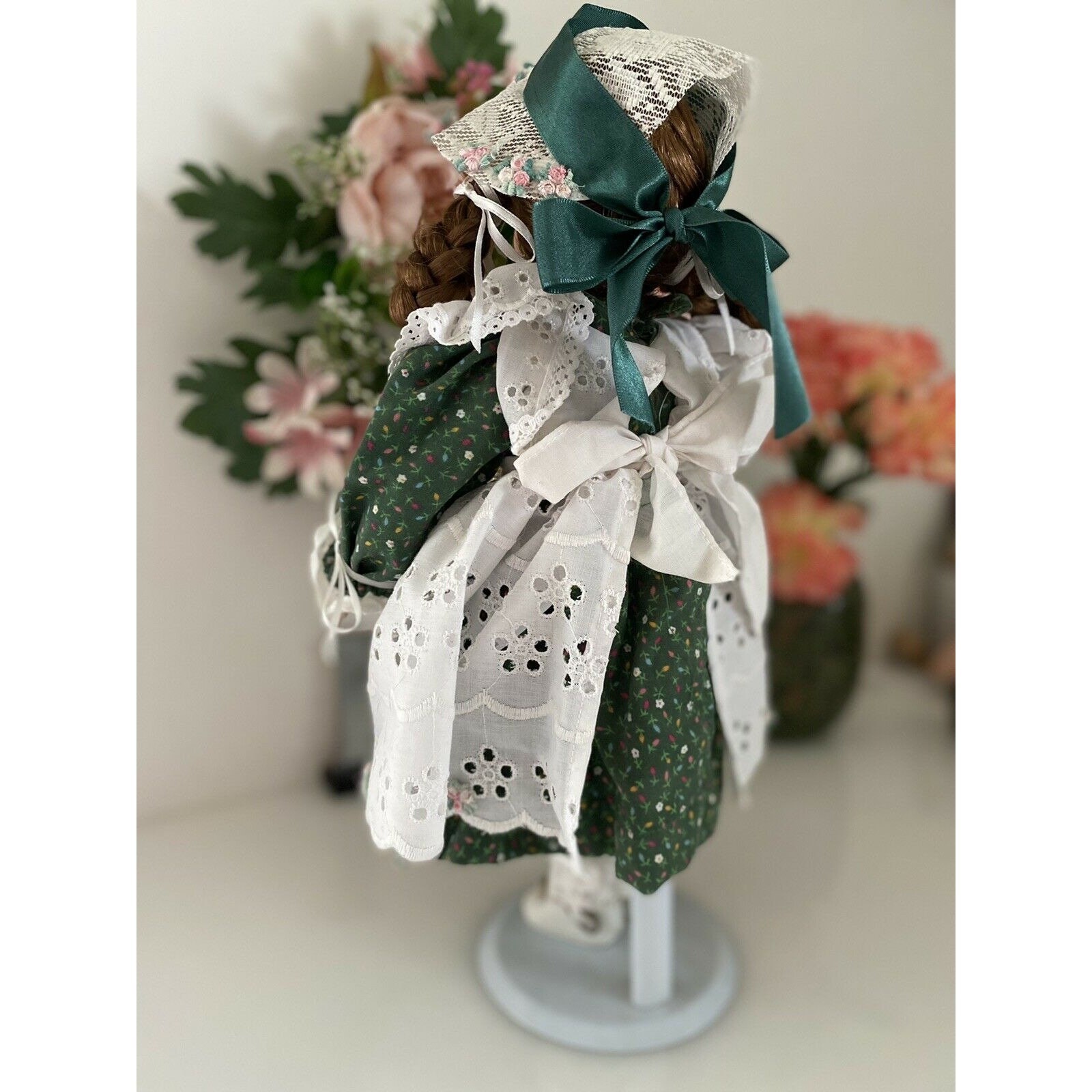 Paradise Galleries Porcelain erin the Legend of the Blarney Stone ...