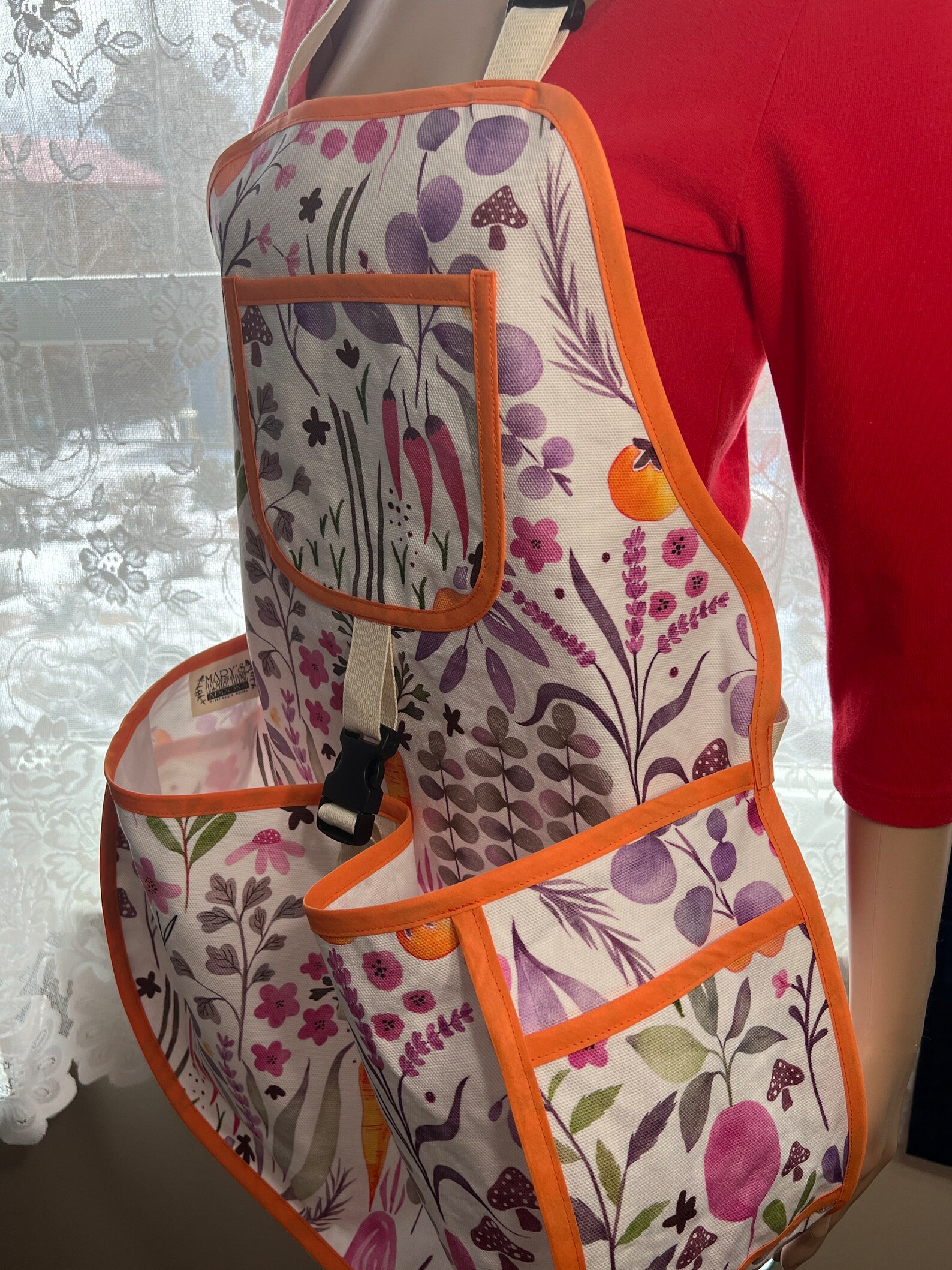The Original Harvest Thyme Apron by Mary's Harvest Thyme Aprons ...