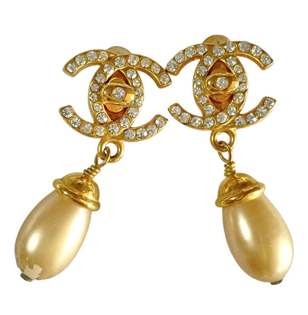Vintage CHANEL Teardrop Turn-lock Crystal CC and Dangle Pearl Earrings ...