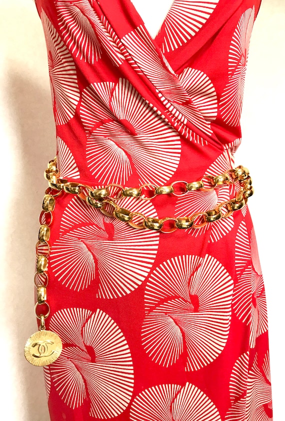 Vintage CHANEL golden chain belt with large CC motif … - Gem
