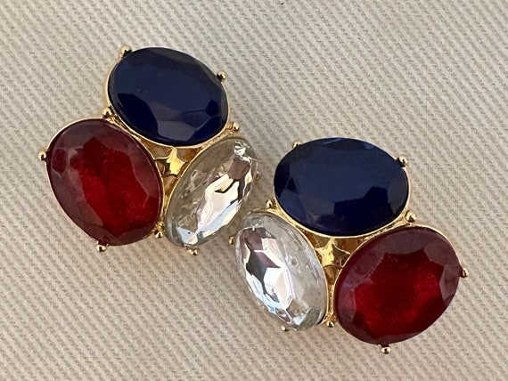 Spectacular TRIFARI Red White and Blue Lucite Stone C… - Gem