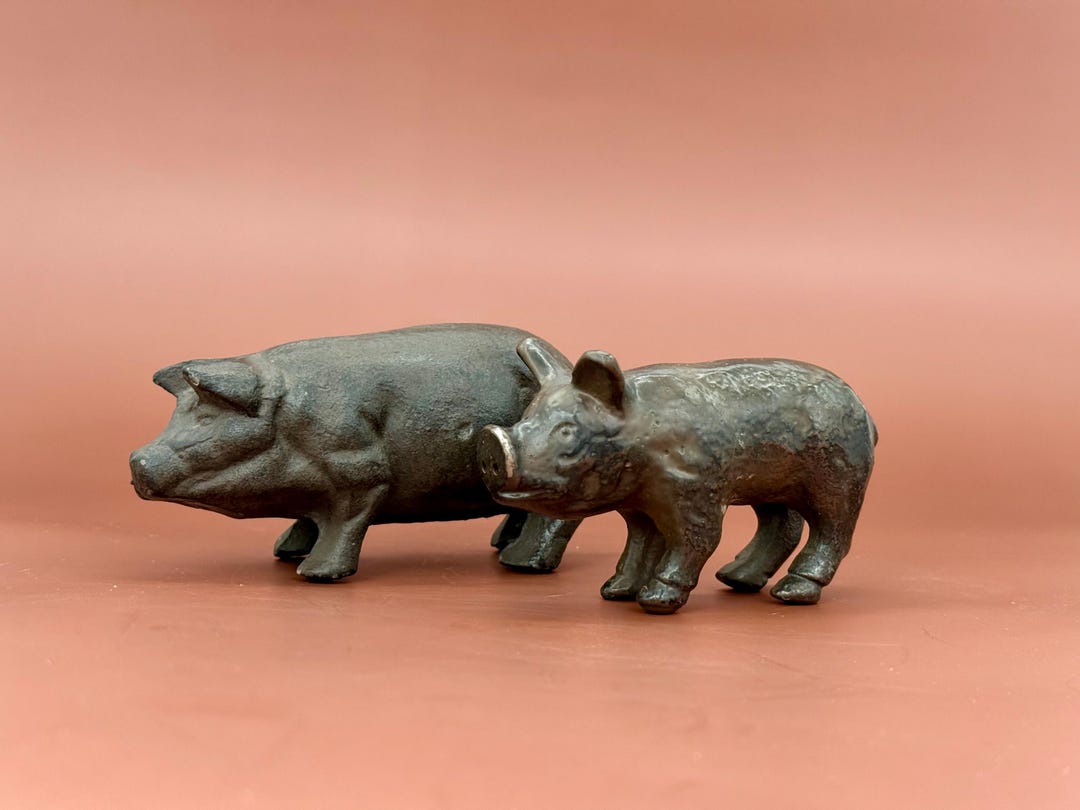 Cast Iron Pigs Set of 2 - Etsy