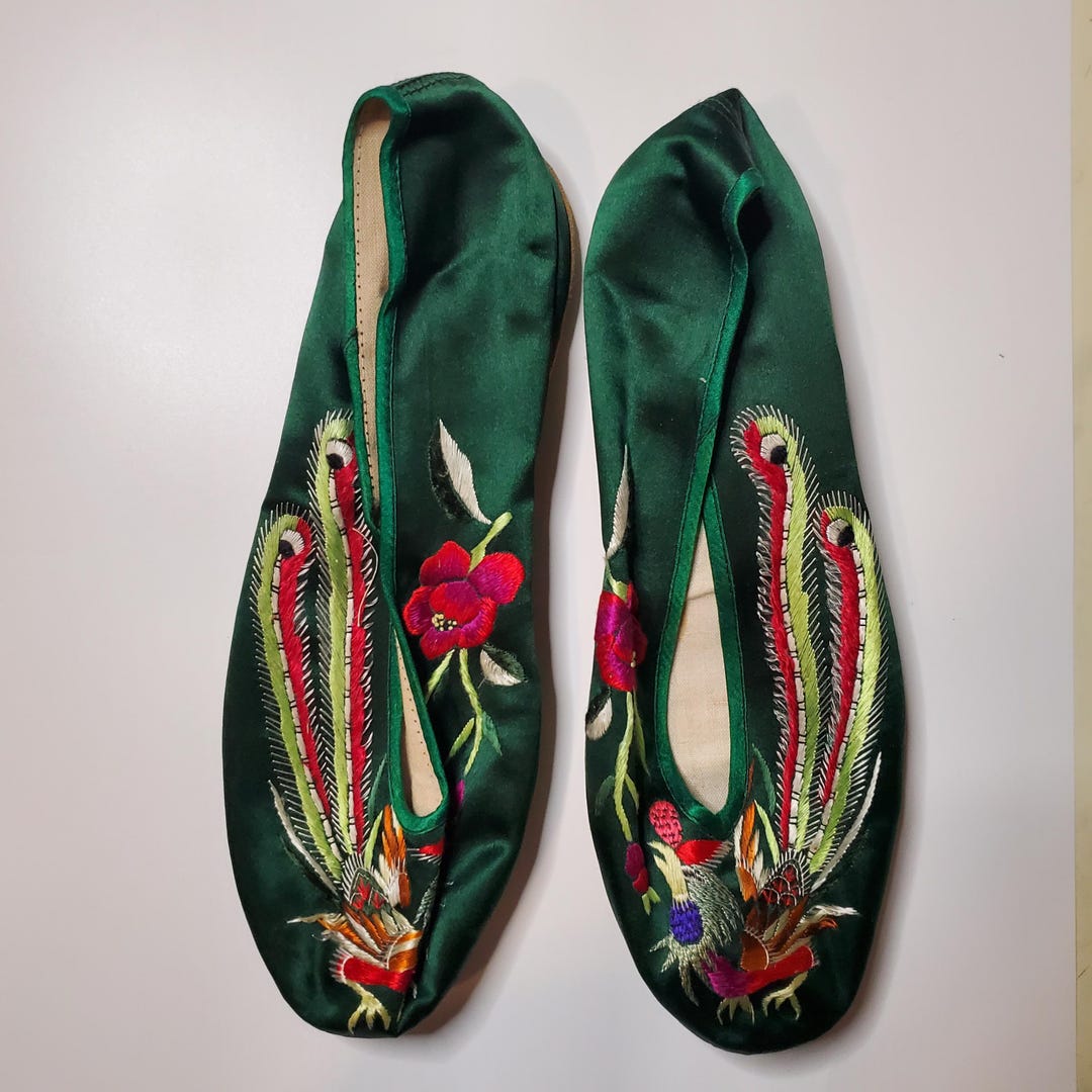 Vintage Green Silk SING CHINA Slippers With Dragon Embroidery Size 8 ...