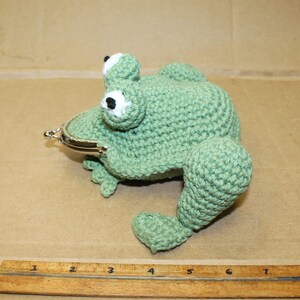 Handmade Crochet Frog Purse Shaped Coin Clasp Pouch Green Brown Toad ...