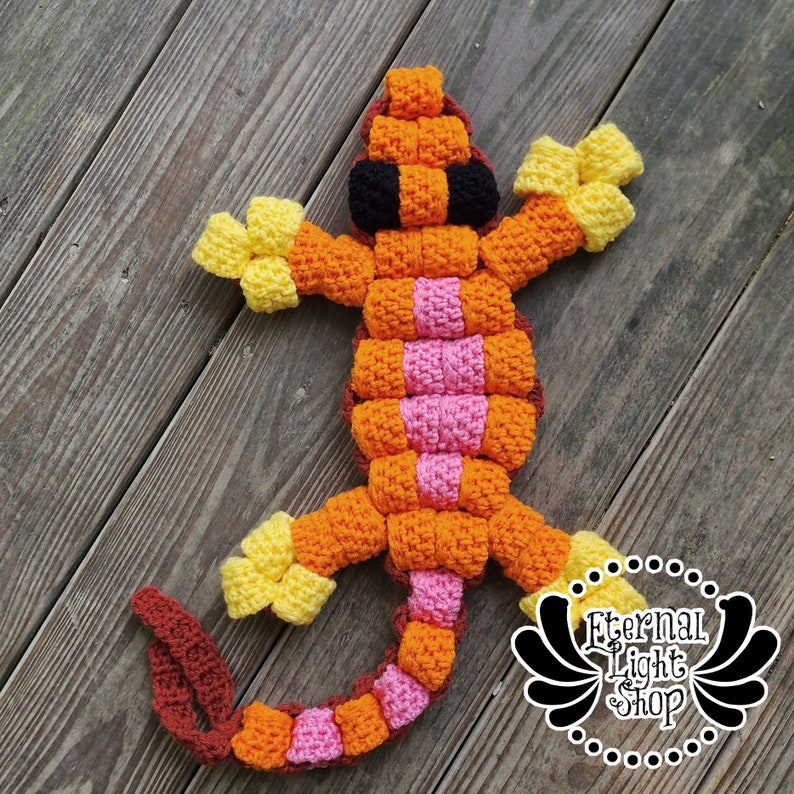 ANY COLOR Crochet Bead Lizard 30x12 - Etsy