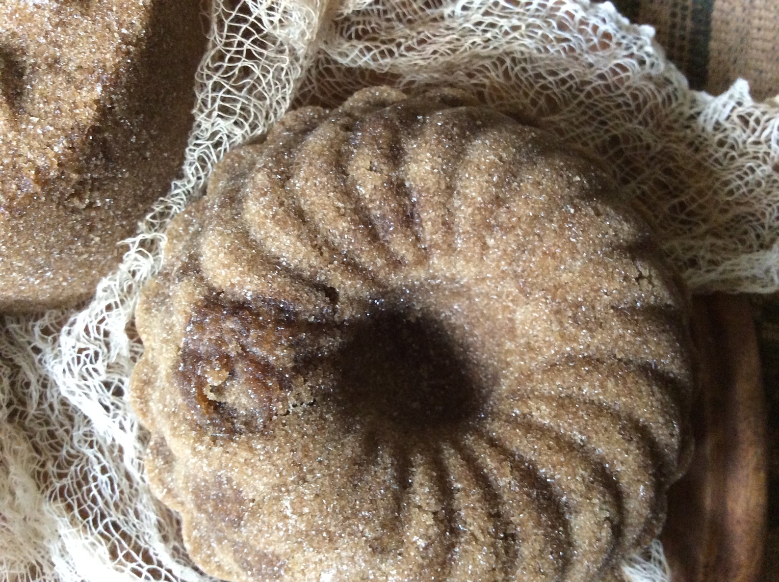 Pantry Sugar Plum Cakes Primitive Christmas Rustic Country Colonial ...