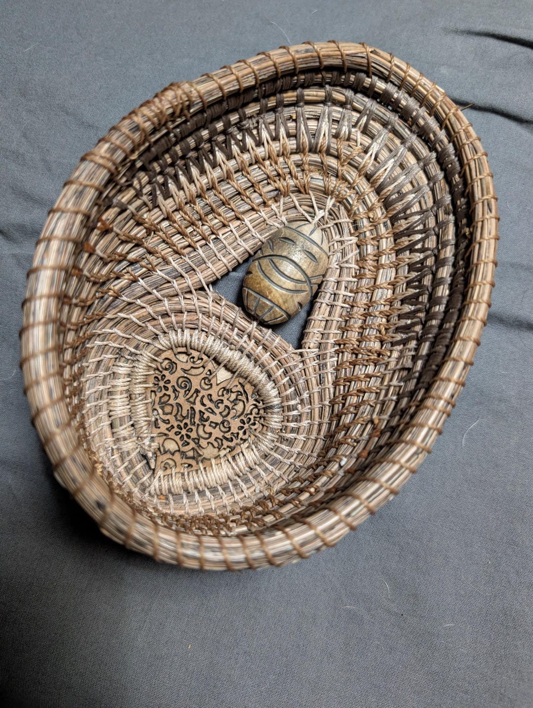 Dyed Ponderosa Pine Needle Coiled Basket Wall Pocket Hanging Garlic or ...