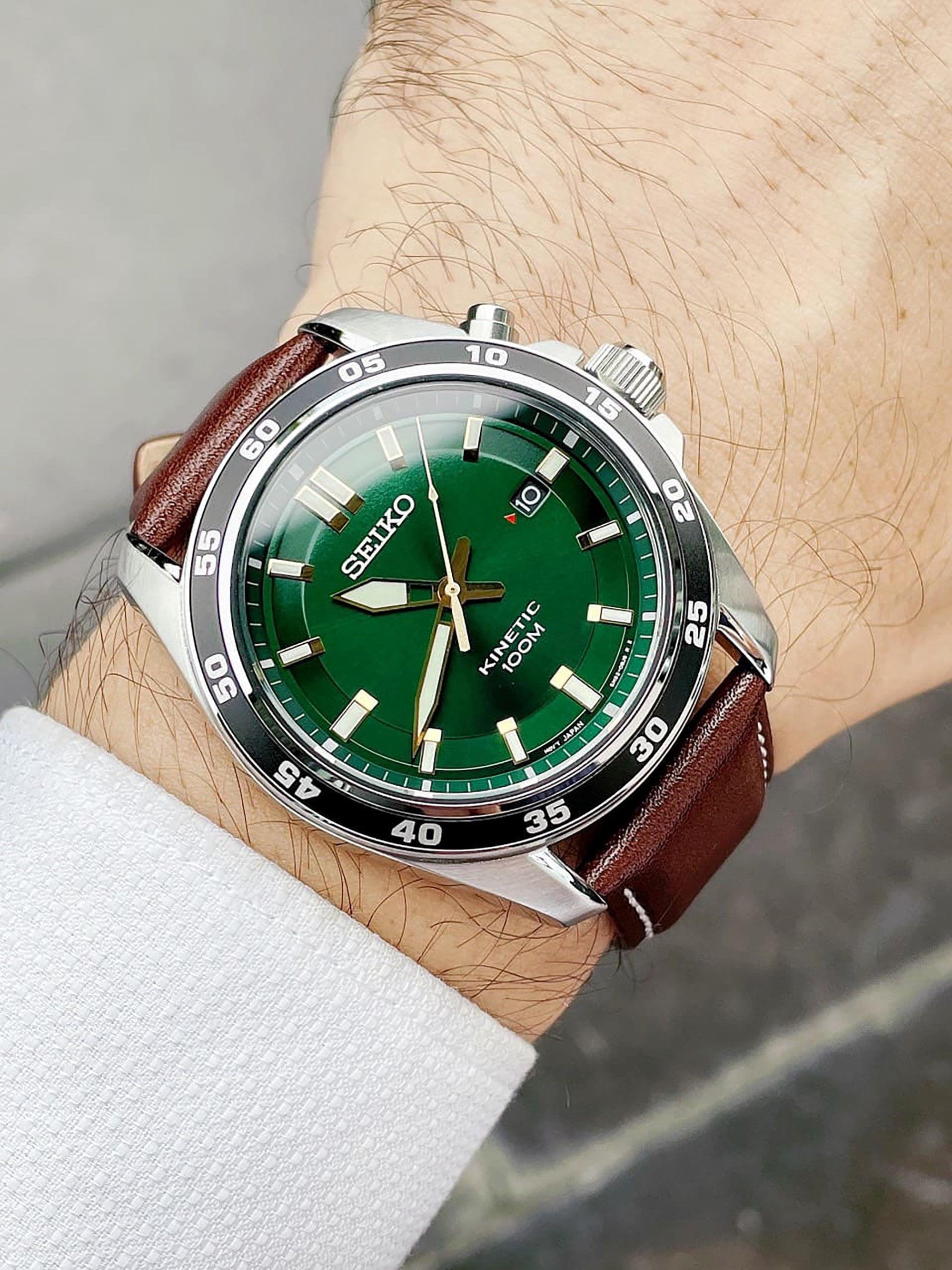SEIKO Kinetic Green Dial Brown Leather Men's Watch Item No. SKA791 - Etsy