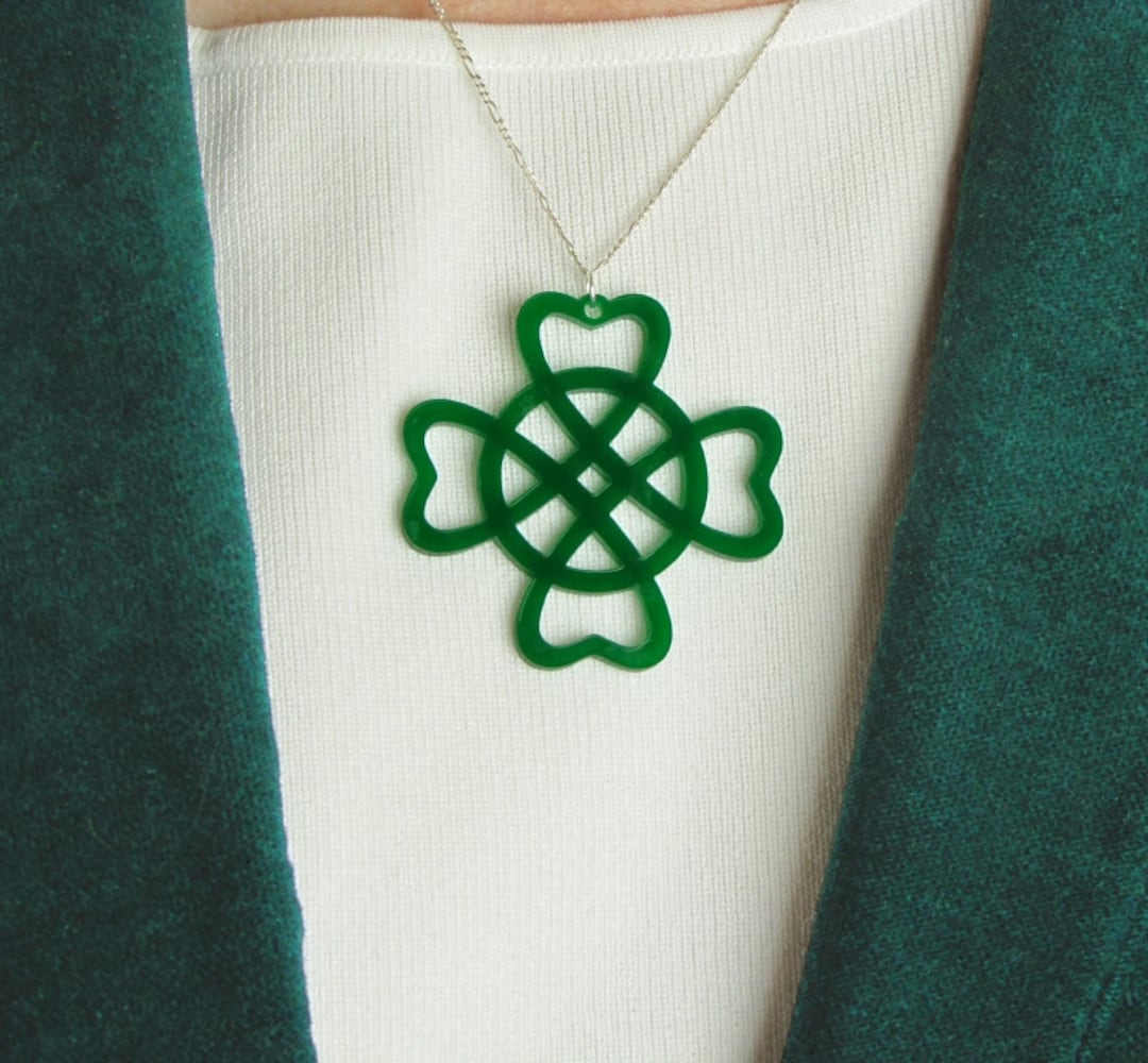 5 Green Shamrock Celtic Pendants for Necklaces Green Acrylic Shamrocks ...