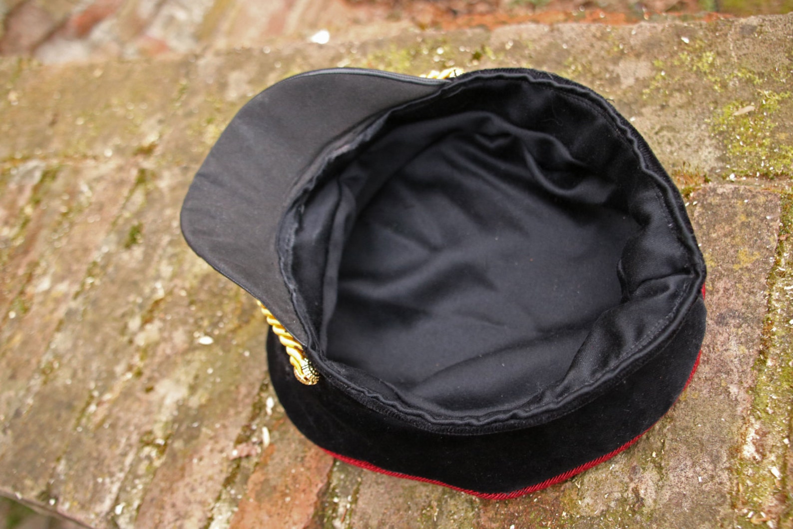MADE TO ORDER Wh40k Commissar Inspired Hat - Velvet & Faux Leather - Etsy