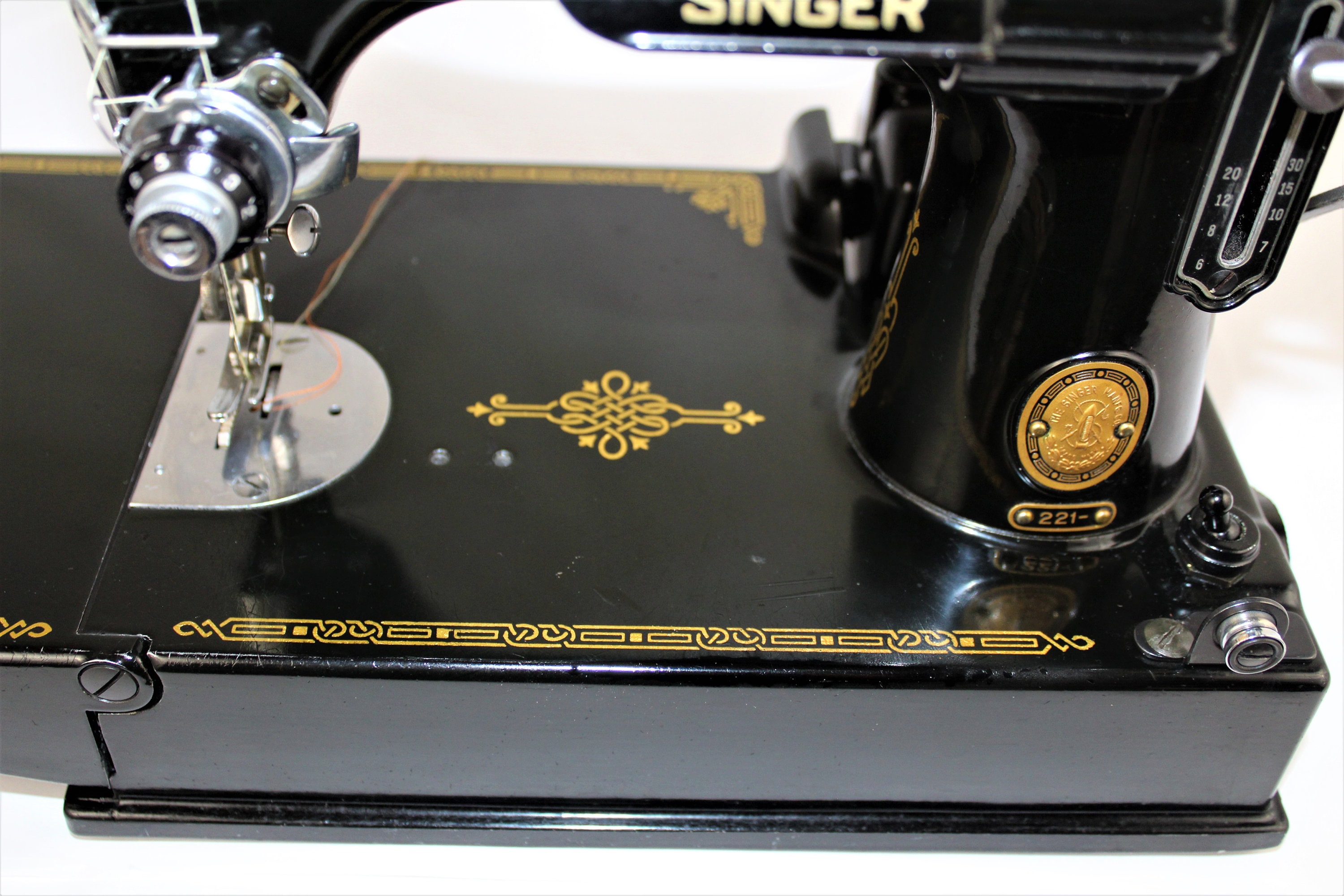1955 Singer 221 Featherweight Sewing Machine, Cleaned and Serviced