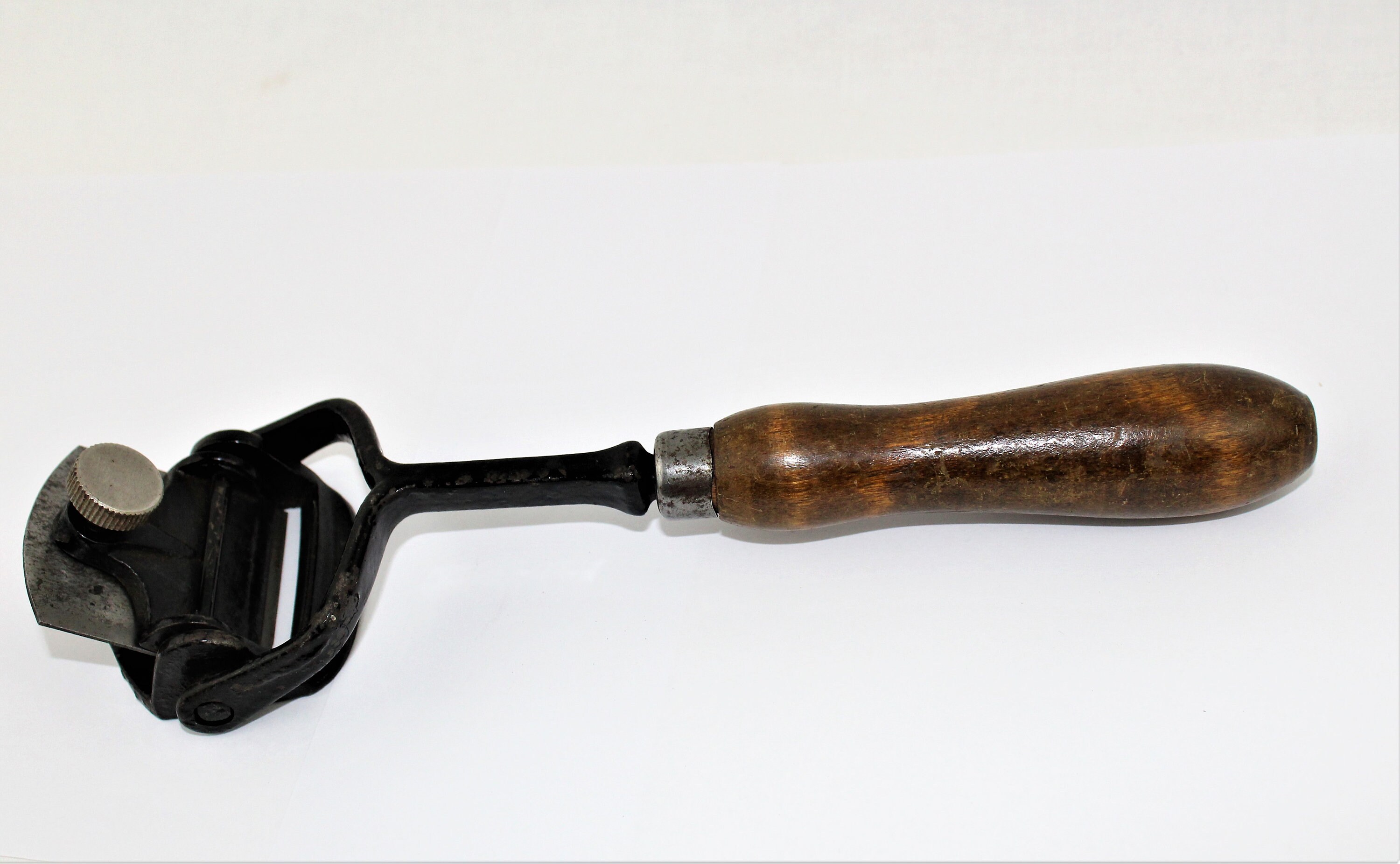 Vintage 1940s Crescent MFG Co. Box Scraper Plane