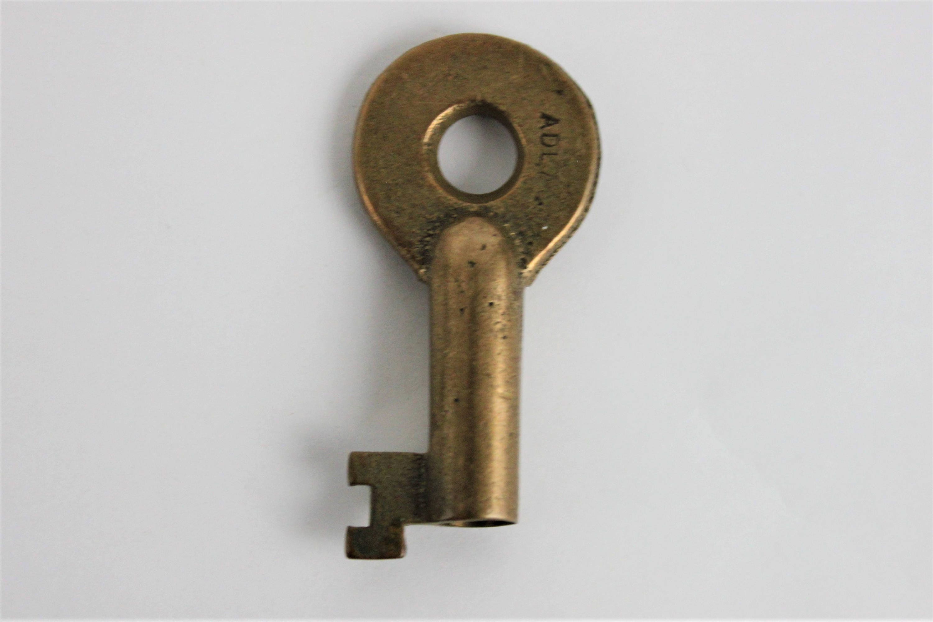 Vintage Adlake Burlington Northern Railroad Hollow Barrel Brass Key, BN INC