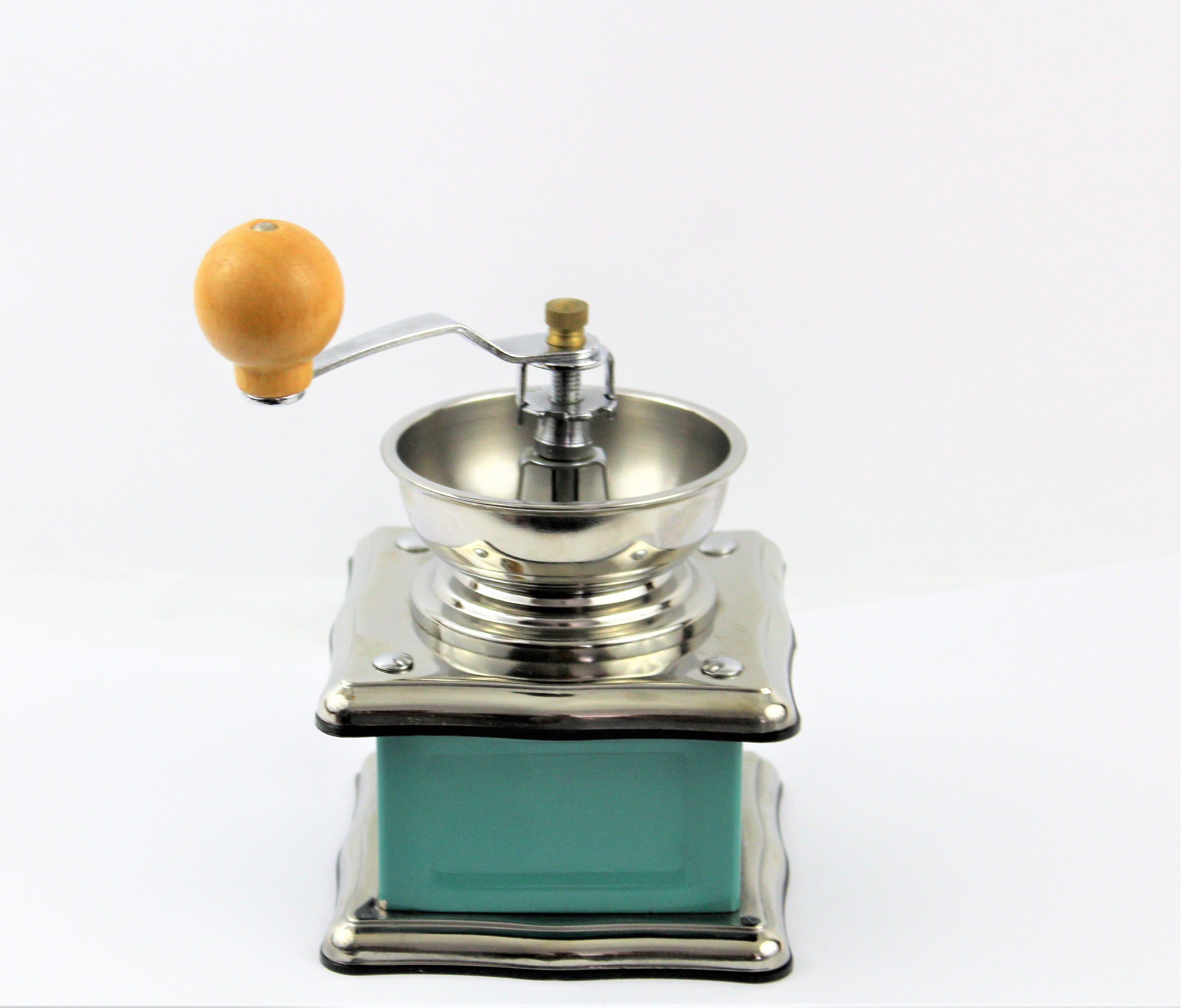 vintage-coffee-mill-coffee-grinder-kitchen-decor