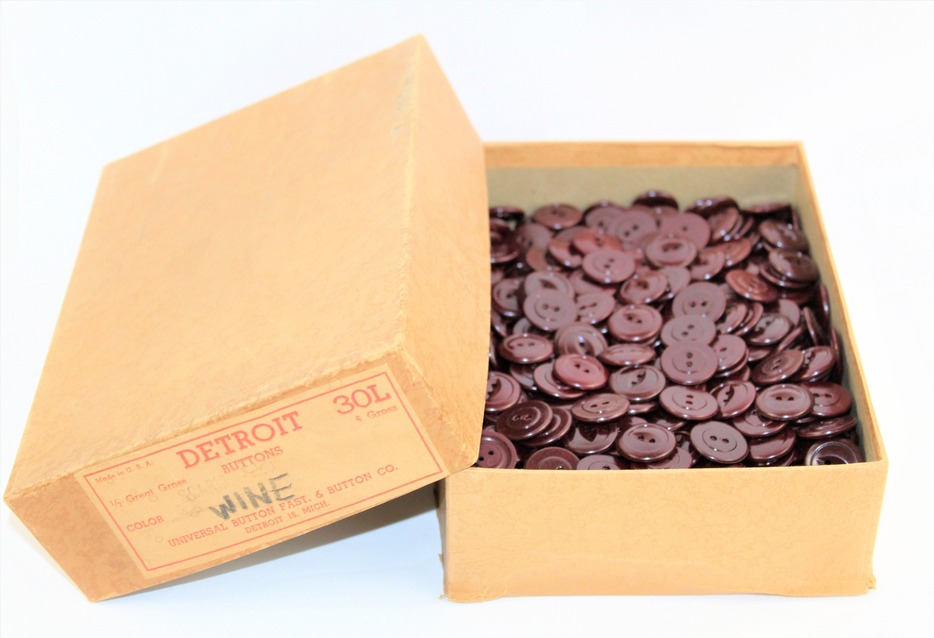 Vintage 3/4” Wine Colored Buttons in a Universal Button Fast & Button ...