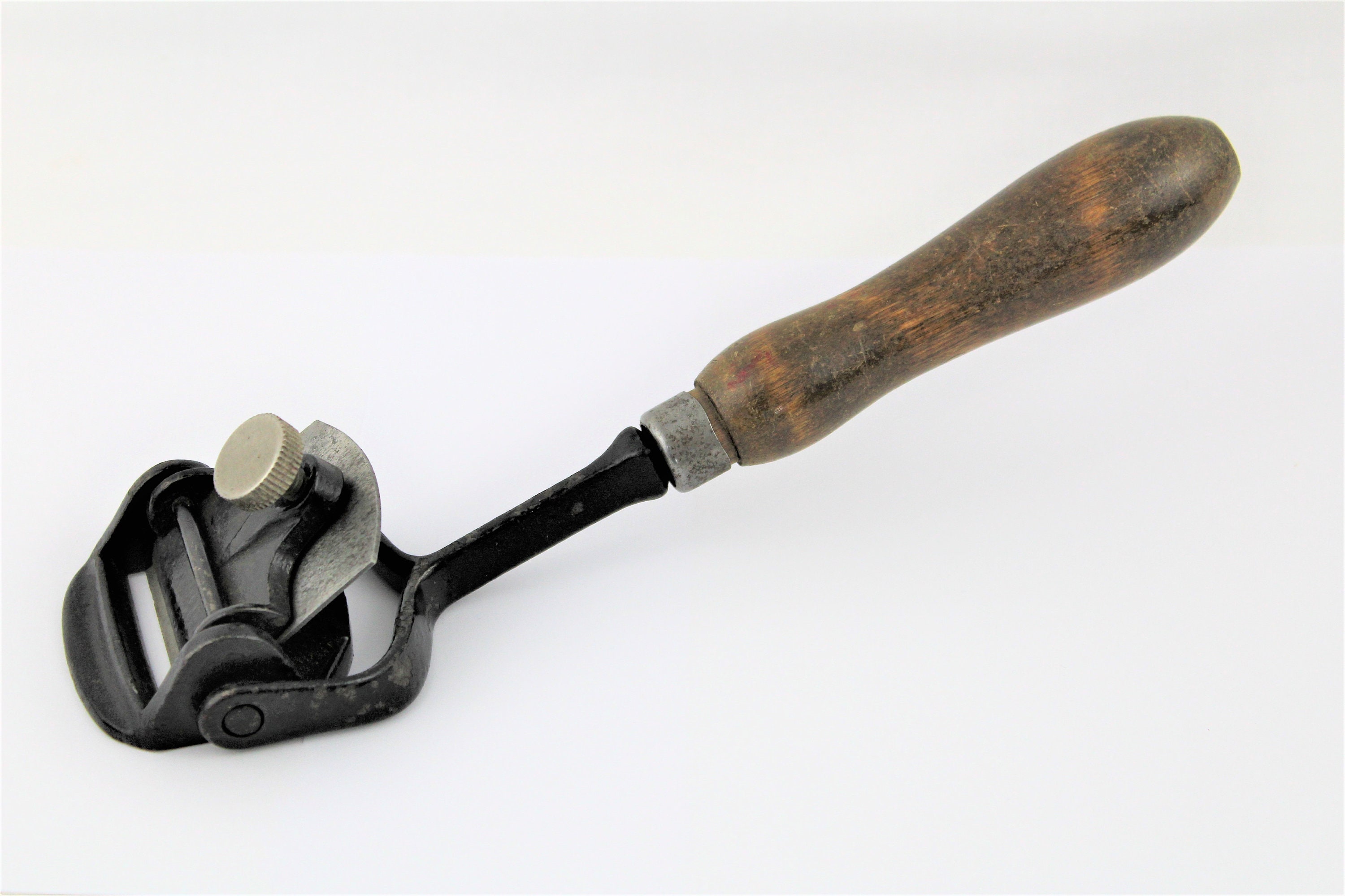 Vintage 1940s Crescent MFG Co. Box Scraper Plane