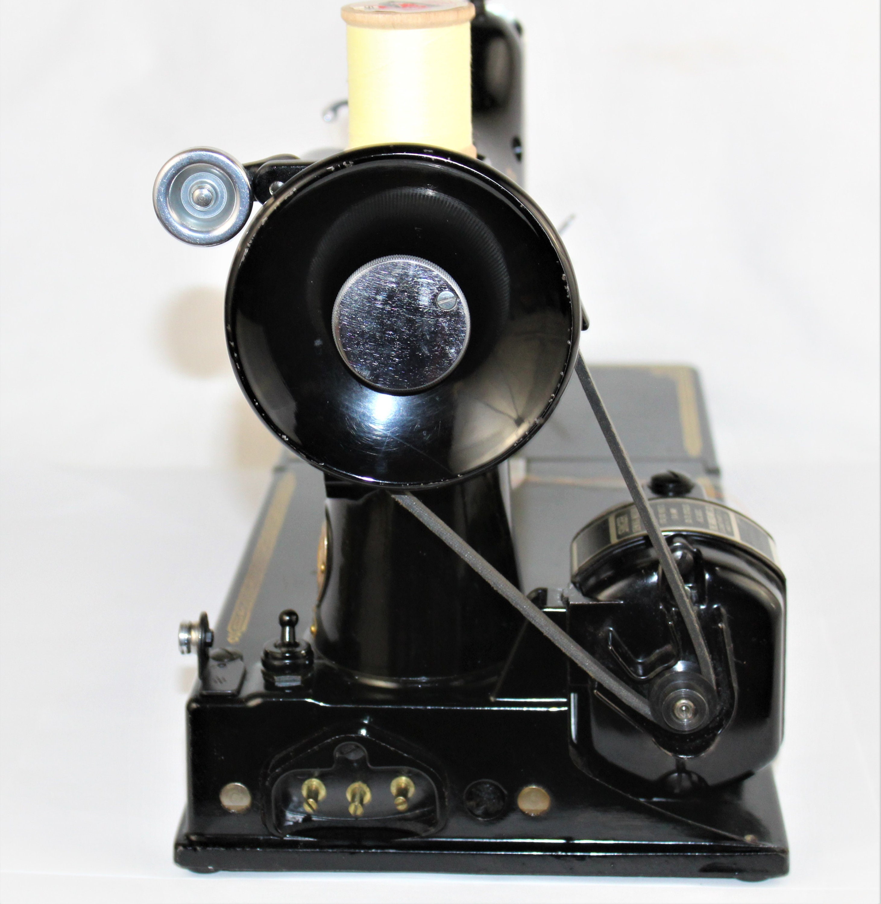 1955 Singer 221 Featherweight Sewing Machine, Cleaned and Serviced