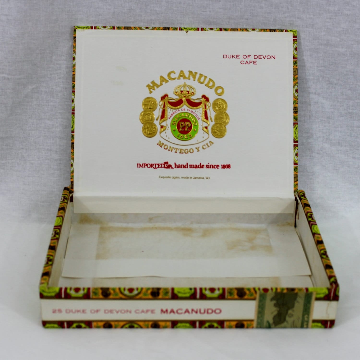 Vintage Macanudo, Duke of Devon Café Wooden Cigar Box, Kingston Jamaica