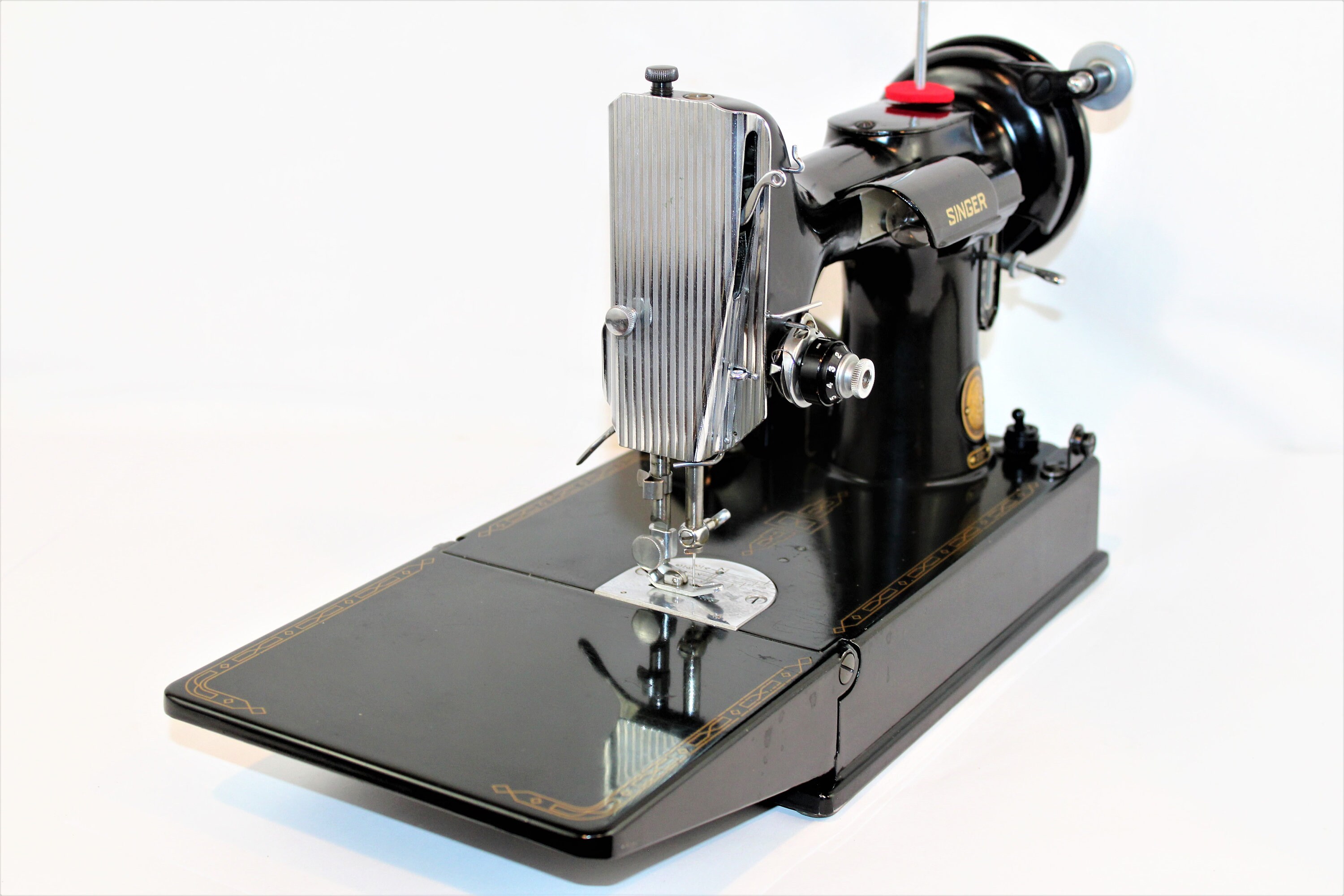 1955 Singer 221 Featherweight Sewing Machine, Cleaned and Serviced