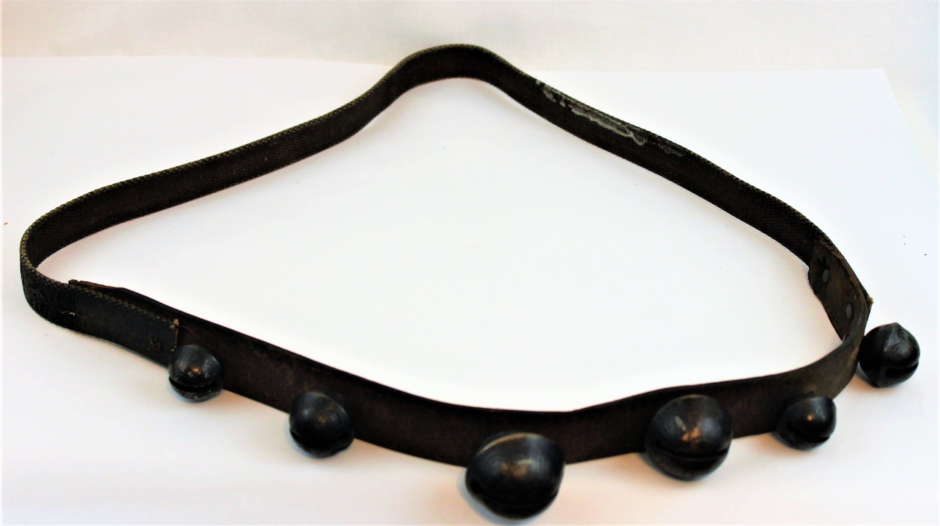 Antique Set of 6 Brass Sleigh Bells, Vintage Solid Brass Sleigh Bells ...