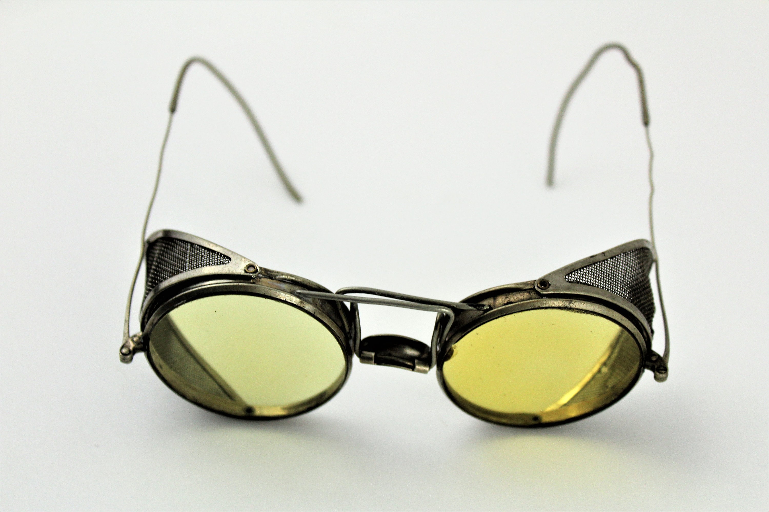 Antique 1917 Pair of Yellow Lens Wellsworth Safety Goggles