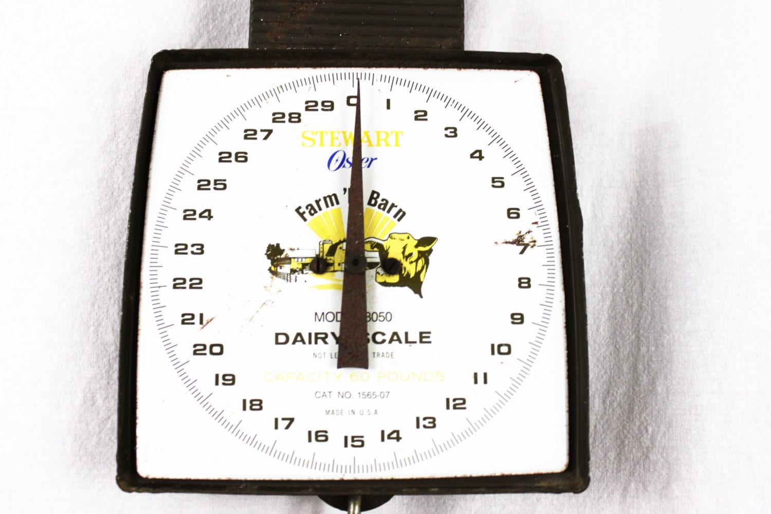 Vintage 1960s Farm ‘N’ Barn Hanging Scale Stewart Oster Scale, 60lbs ...
