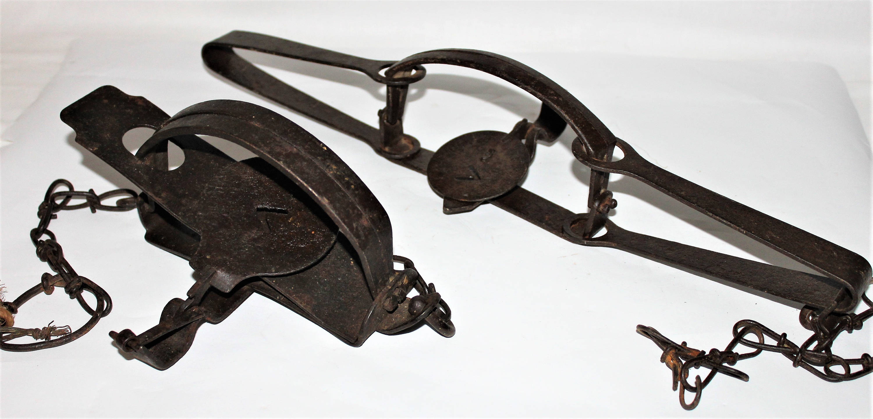 Pair of Large Antique 1907 Victor Number 4 Animal Traps
