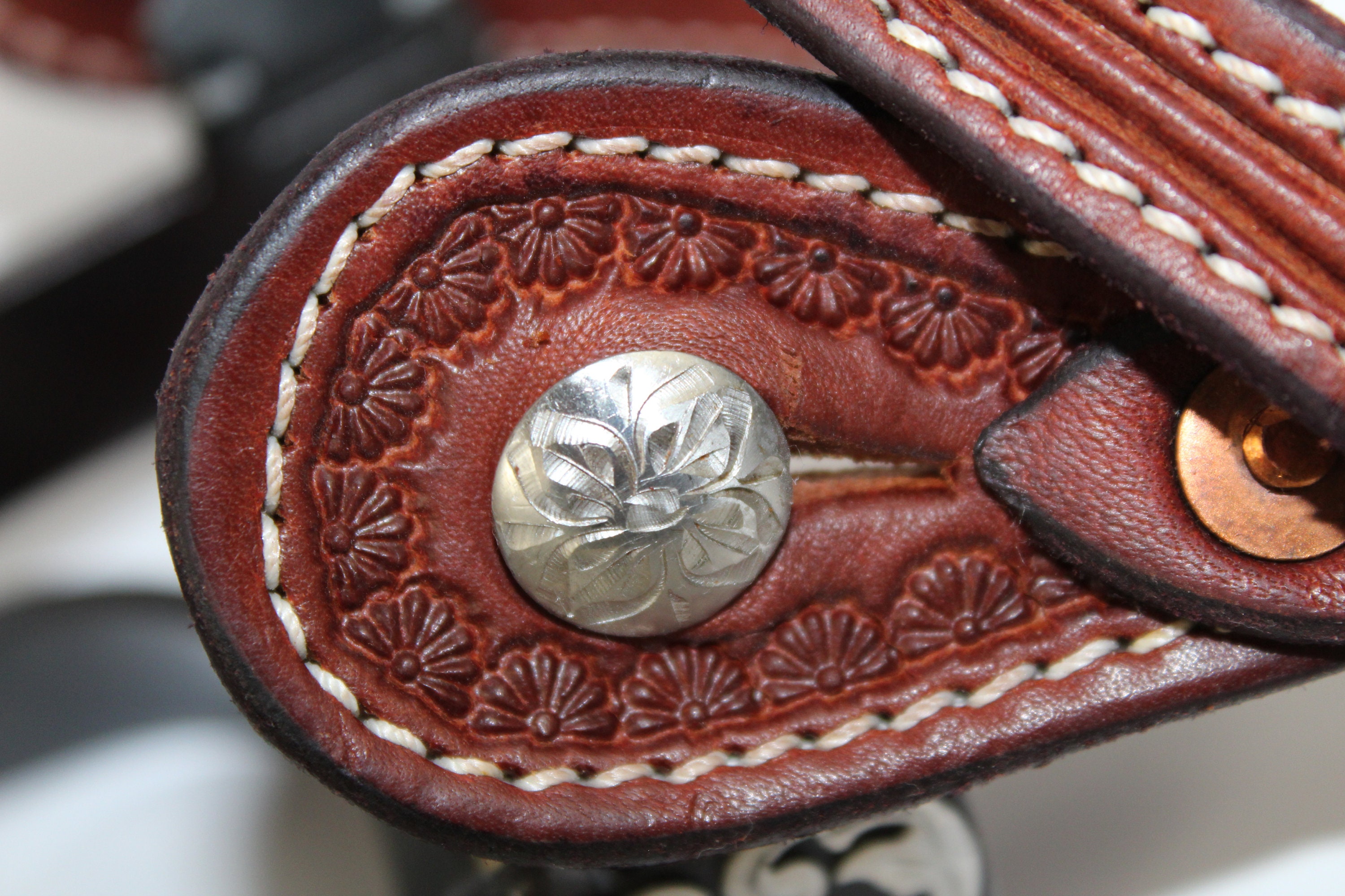 Western Americana / Twelve Point Western Spurs / Hand Tool Leather