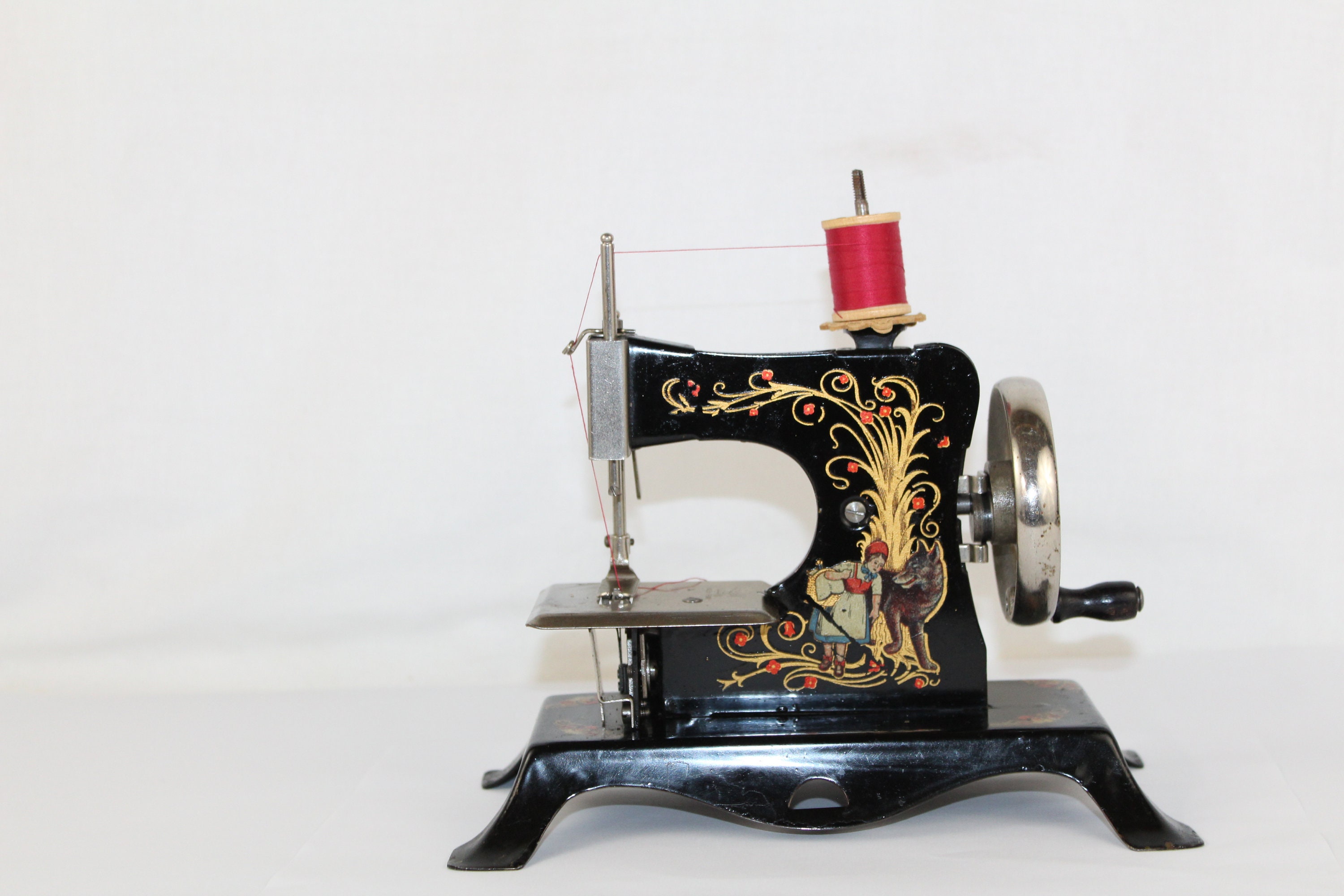 Sold to Sue, 1930s German Casige Sewing Machine Model 25, Little Red ...