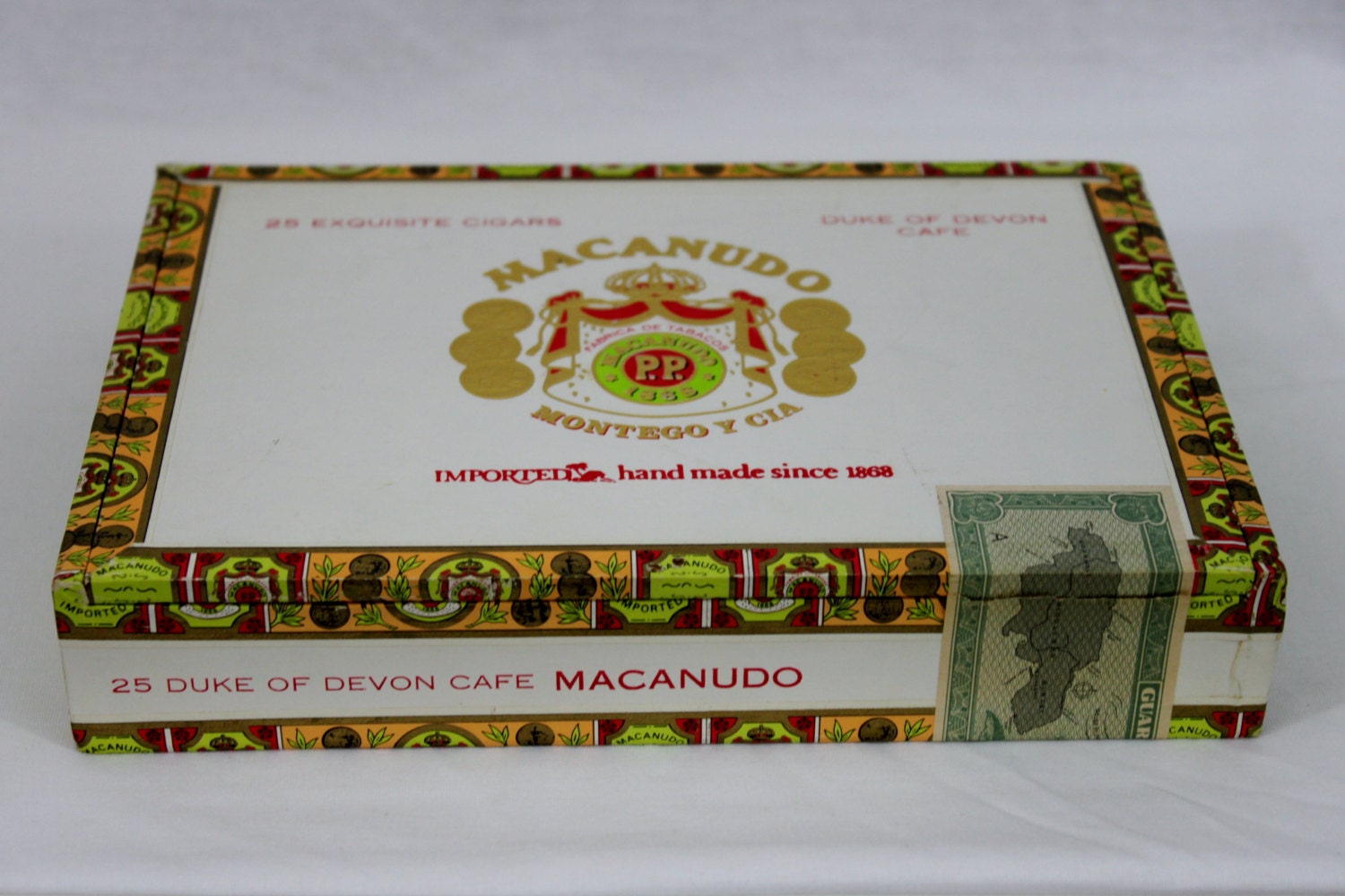 Vintage Macanudo, Duke of Devon Café Wooden Cigar Box, Kingston Jamaica